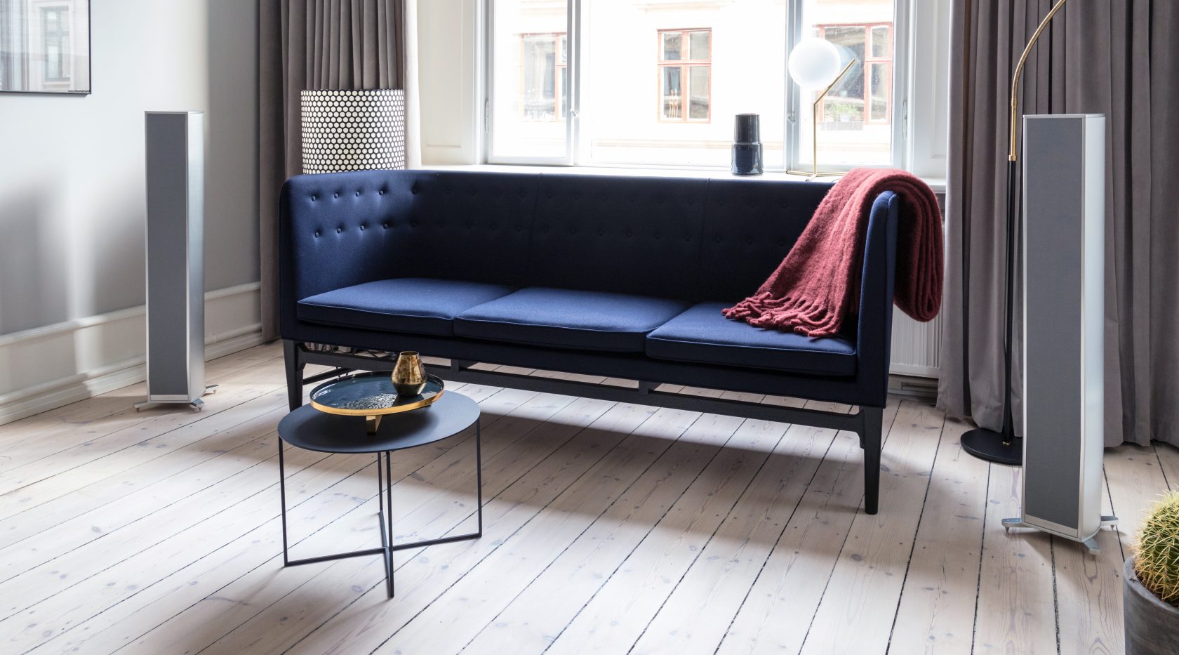 Piega Premium 501 – audiophile Designikone – HiFi-Lounge – Stereo ...